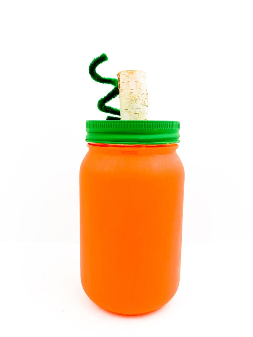 25 Quick And Easy Mason Jar Crafts For Kids To Create